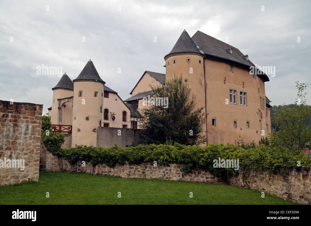 Bourglinster Castle (Château de Bourglinster) in Bourglinster ...
