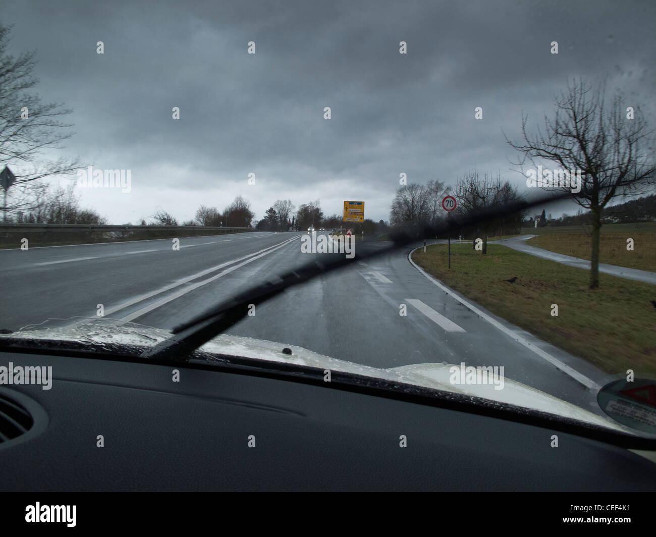 Wet overcast hi-res stock photography and images - Alamy