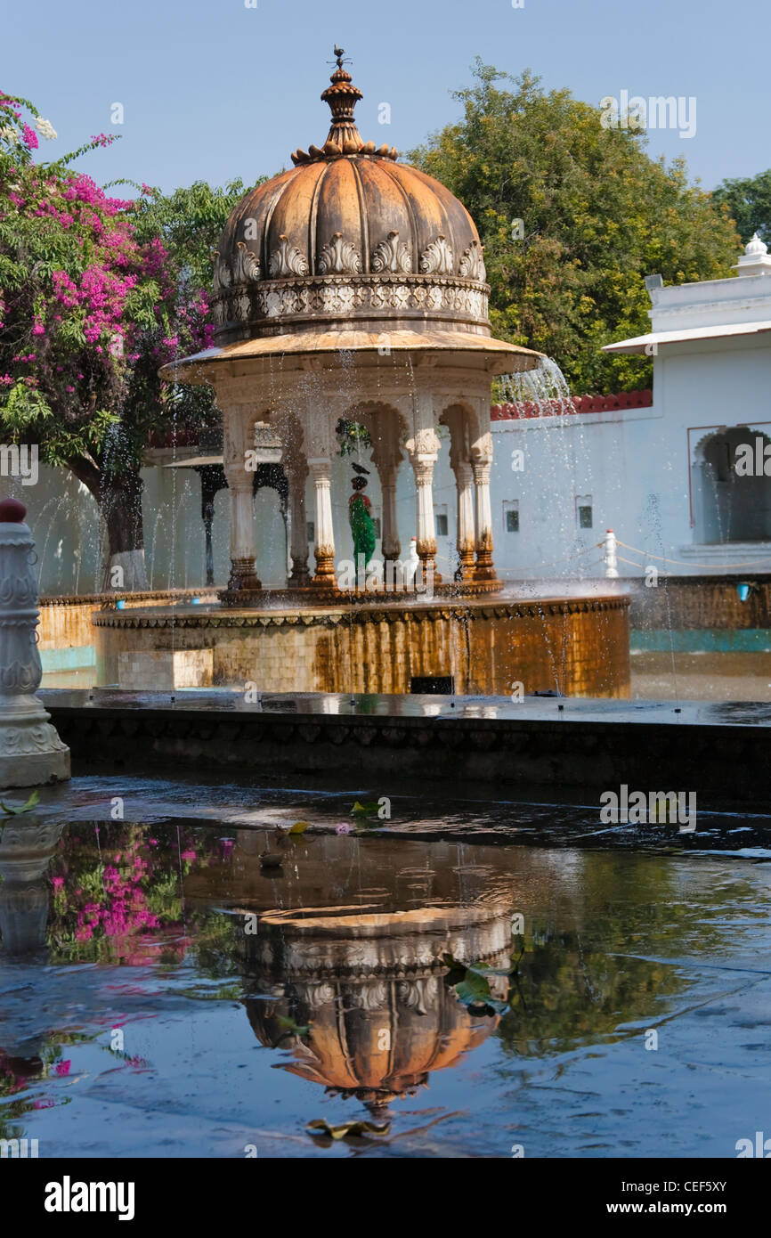 Udaipur sahelion ki bari hi-res stock photography and images - Alamy