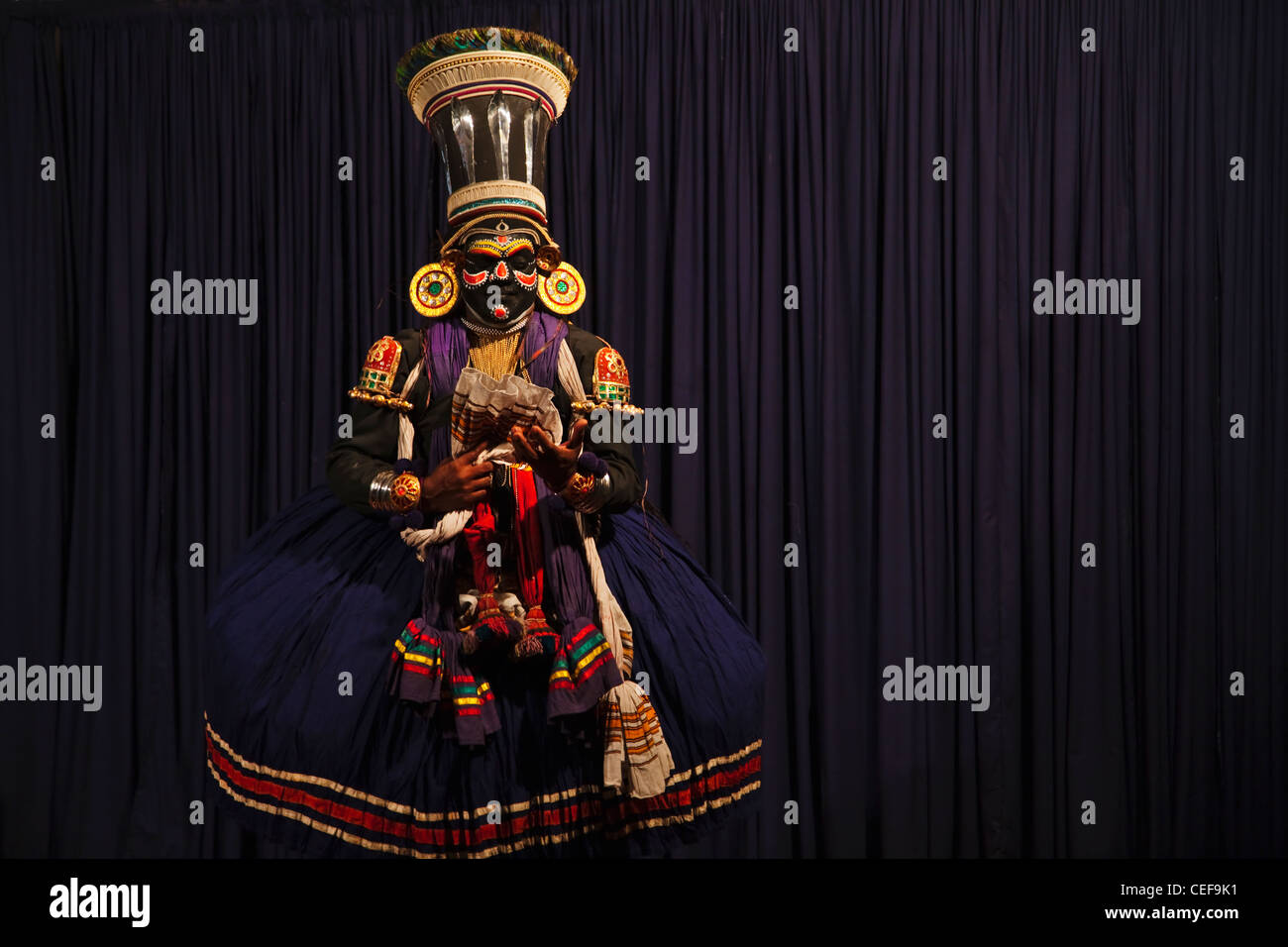 Kathakali Dance performance, Kerala, India Stock Photo - Alamy
