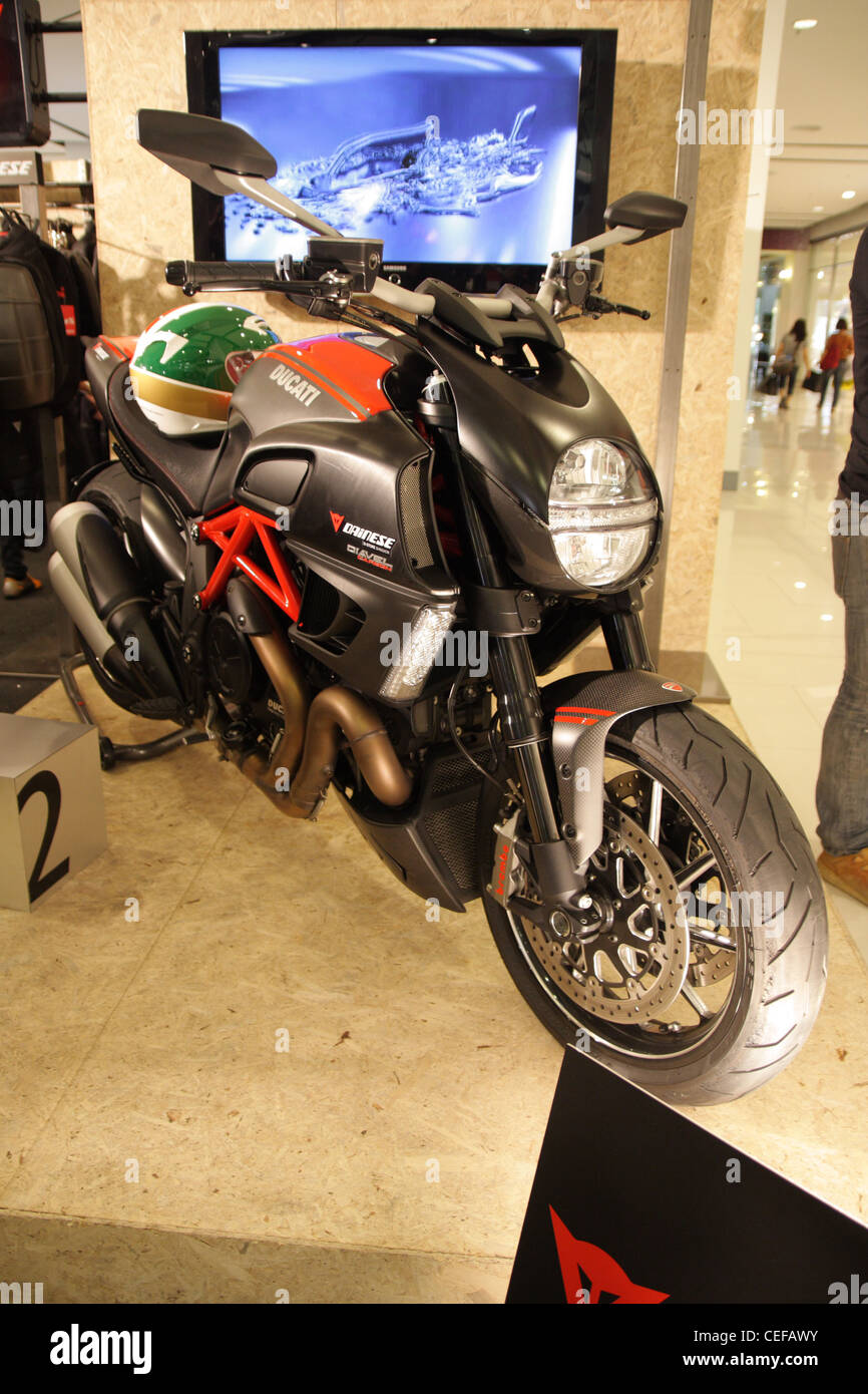 Ducati Monster Bobber