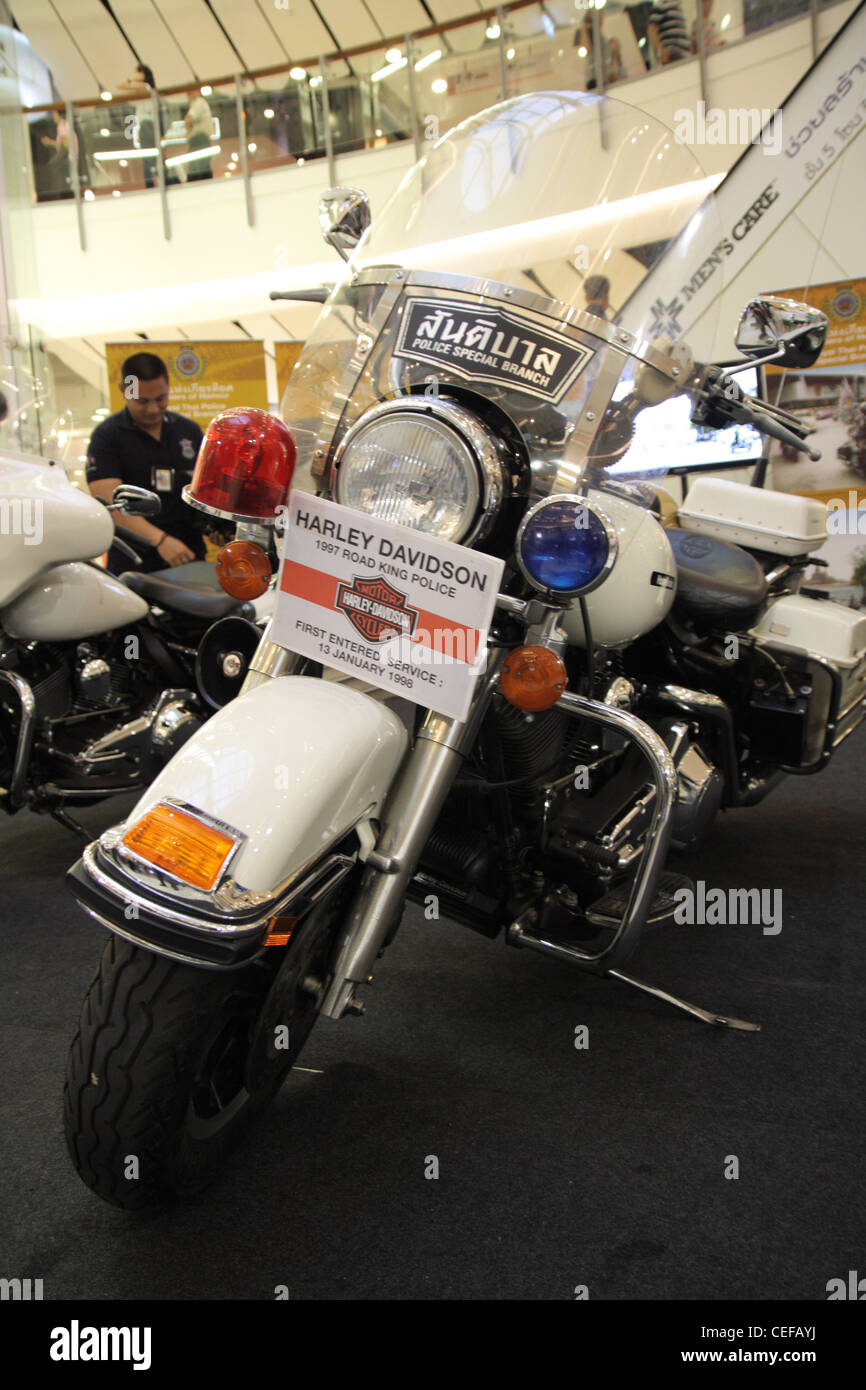 Harley-Davidson 1997 Road King Police Bike Stock Photo - Alamy