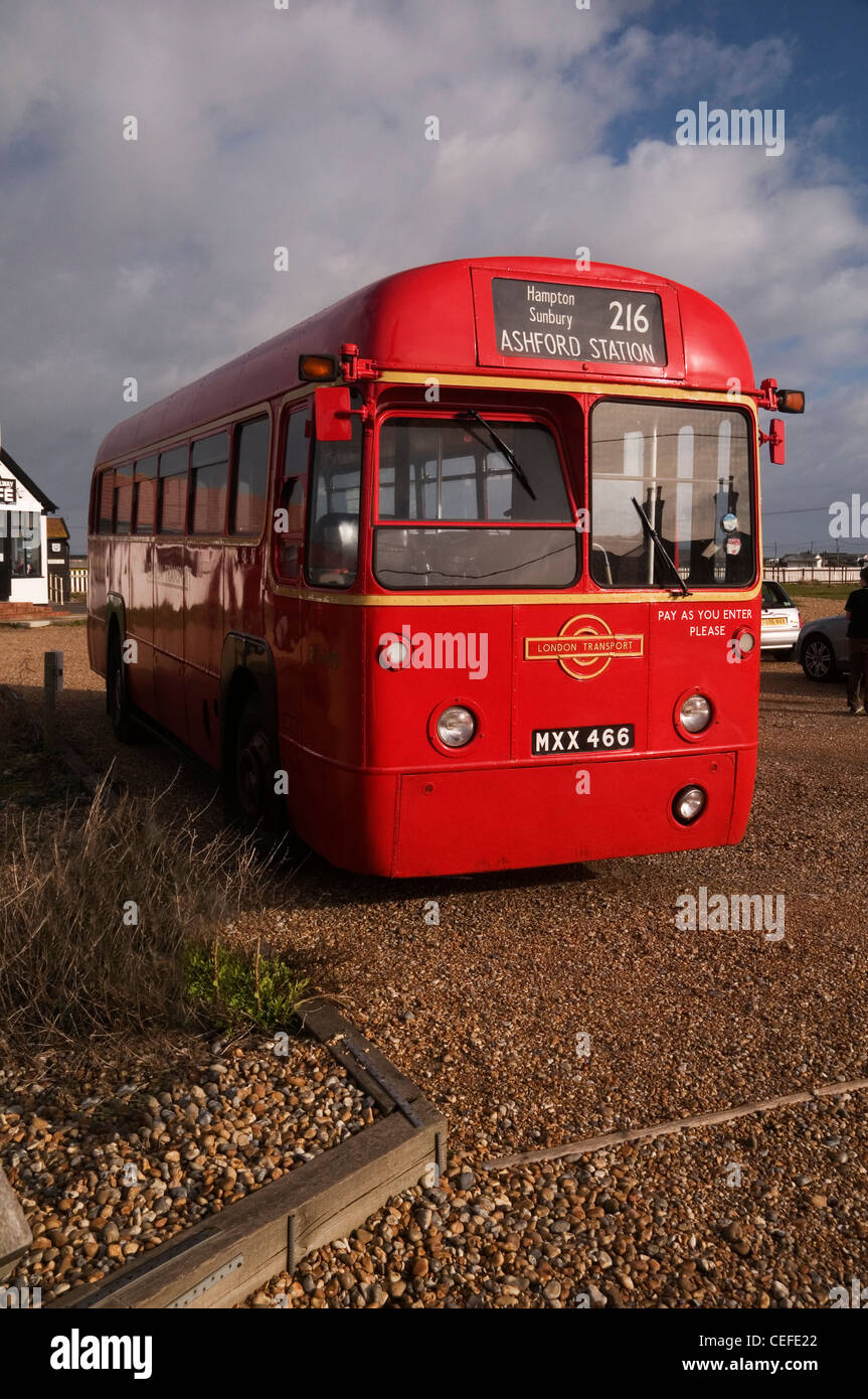 London transport single decker bus hi-res stock photography and images ...