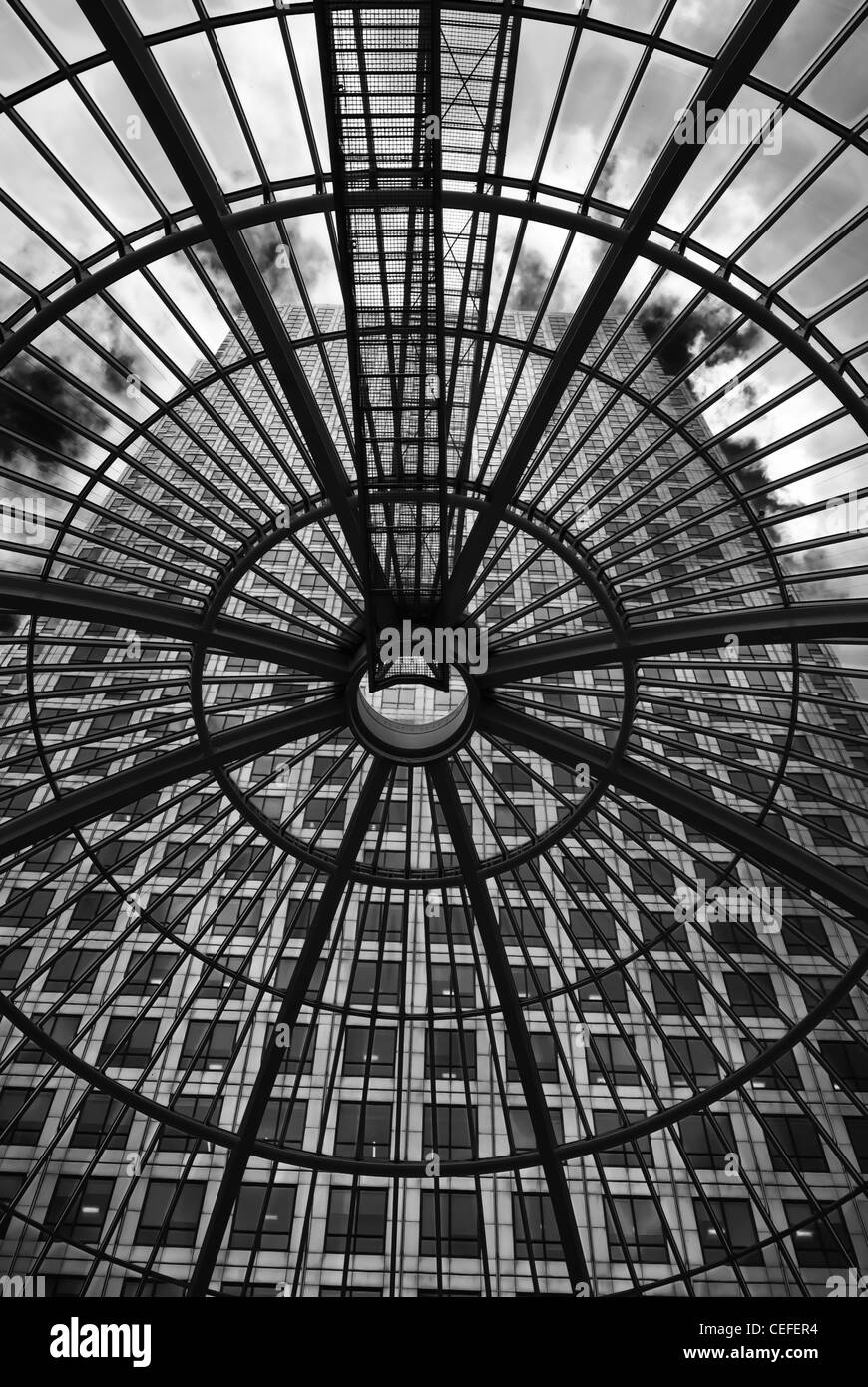 Tallest building in london hi-res stock photography and images - Alamy