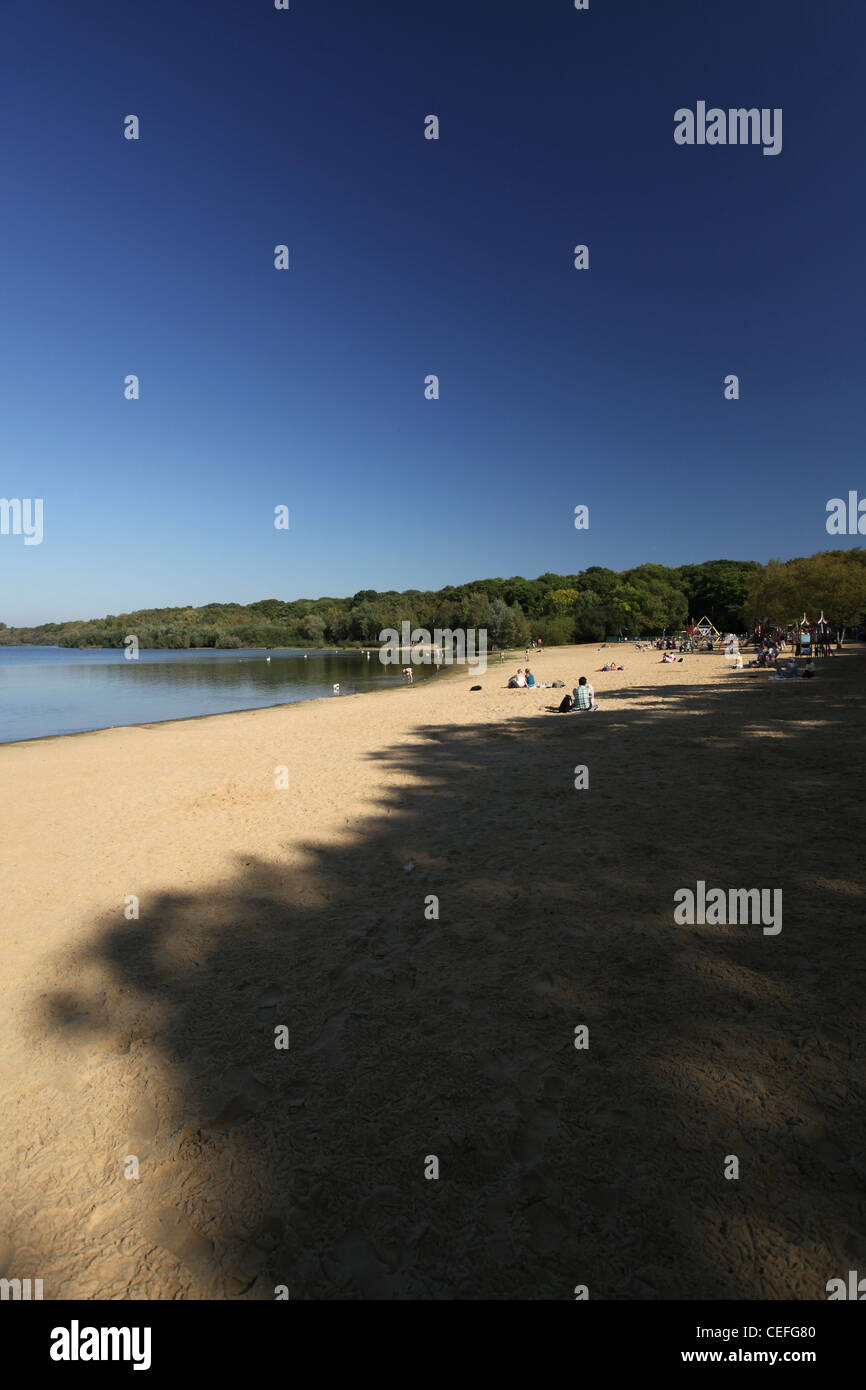 A view of Ruislip Lido, Middlesex on a summer day Stock Photo - Alamy