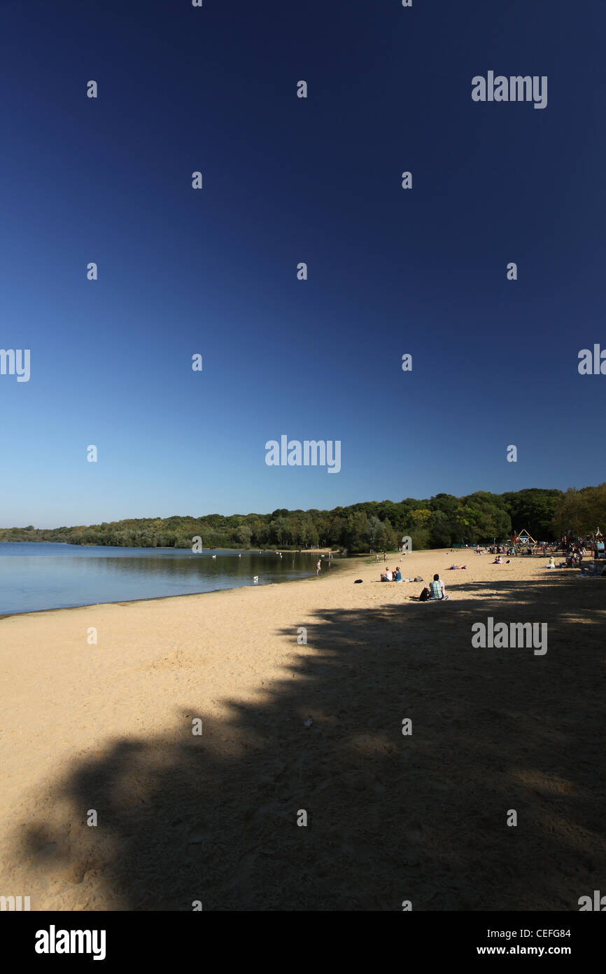 Ruislip beach and lido hi-res stock photography and images - Alamy