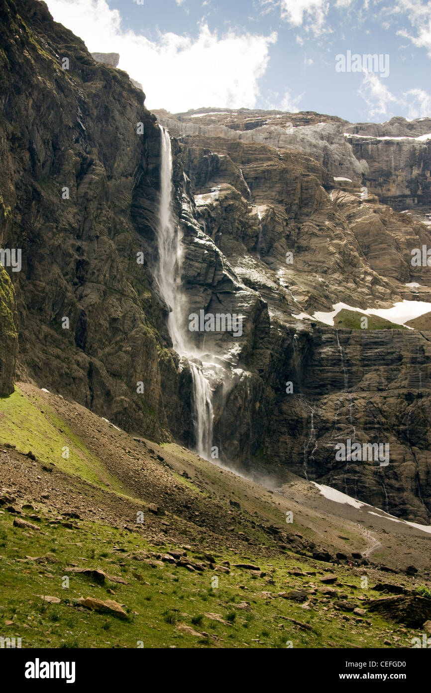cirque de gavarnie, french Pyrenees mounains Stock Photo - Alamy