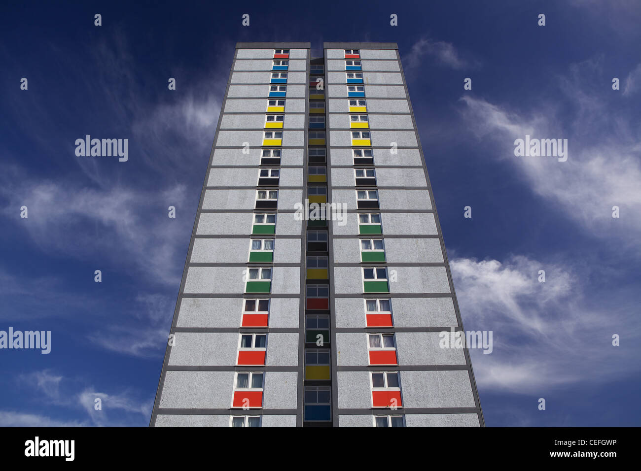 London 1960s tower block hi-res stock photography and images - Alamy
