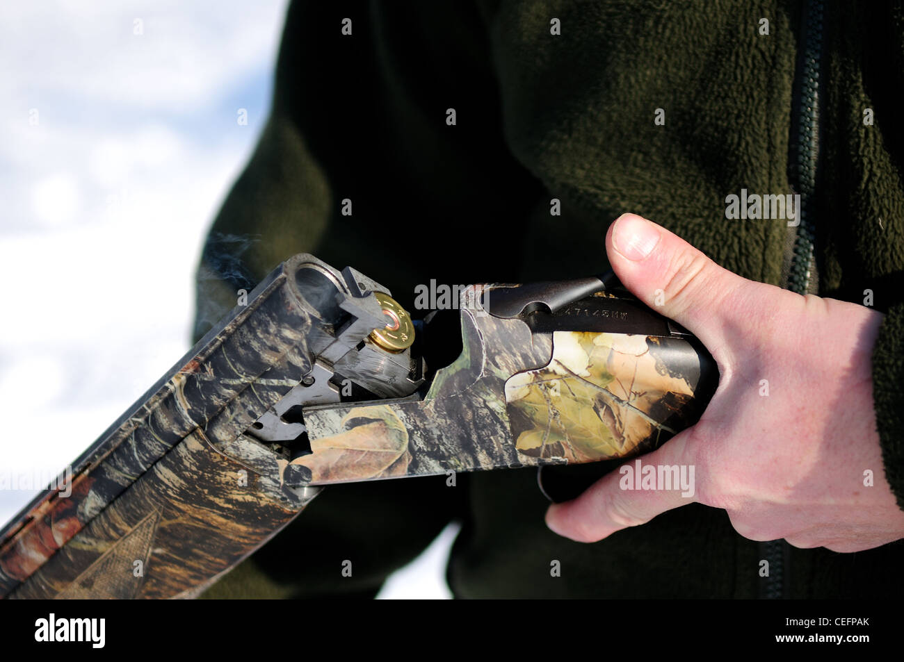 Over And Under Shot Gun Stock Photo - Alamy
