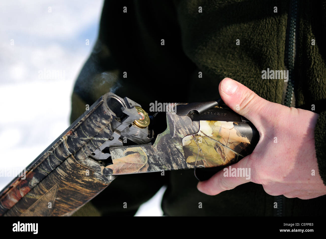 Over And Under Shot Gun Stock Photo - Alamy