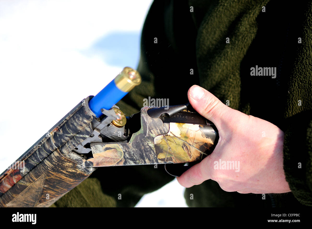 Over And Under Shot Gun Stock Photo - Alamy