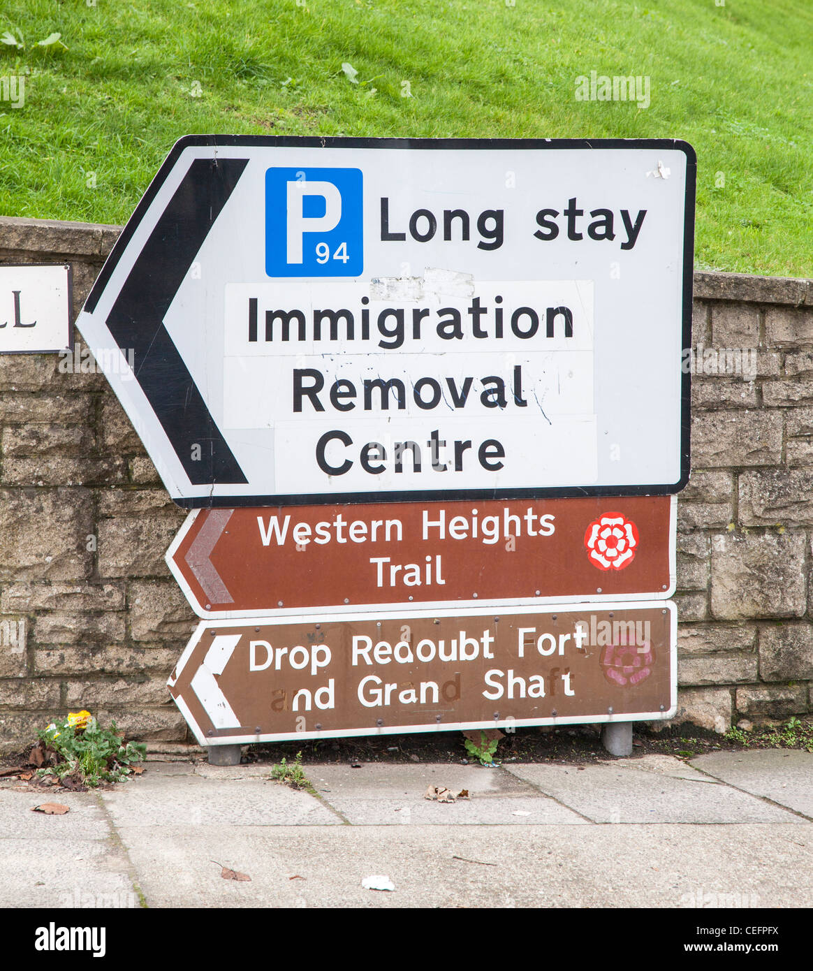 Immigration Removal Centre sign in Dover, England Stock Photo - Alamy
