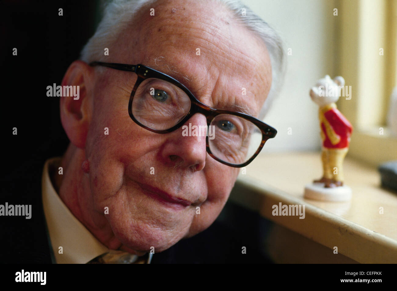 Alfred bestall rupert bear artist cartoonist octogenarian hi-res stock ...