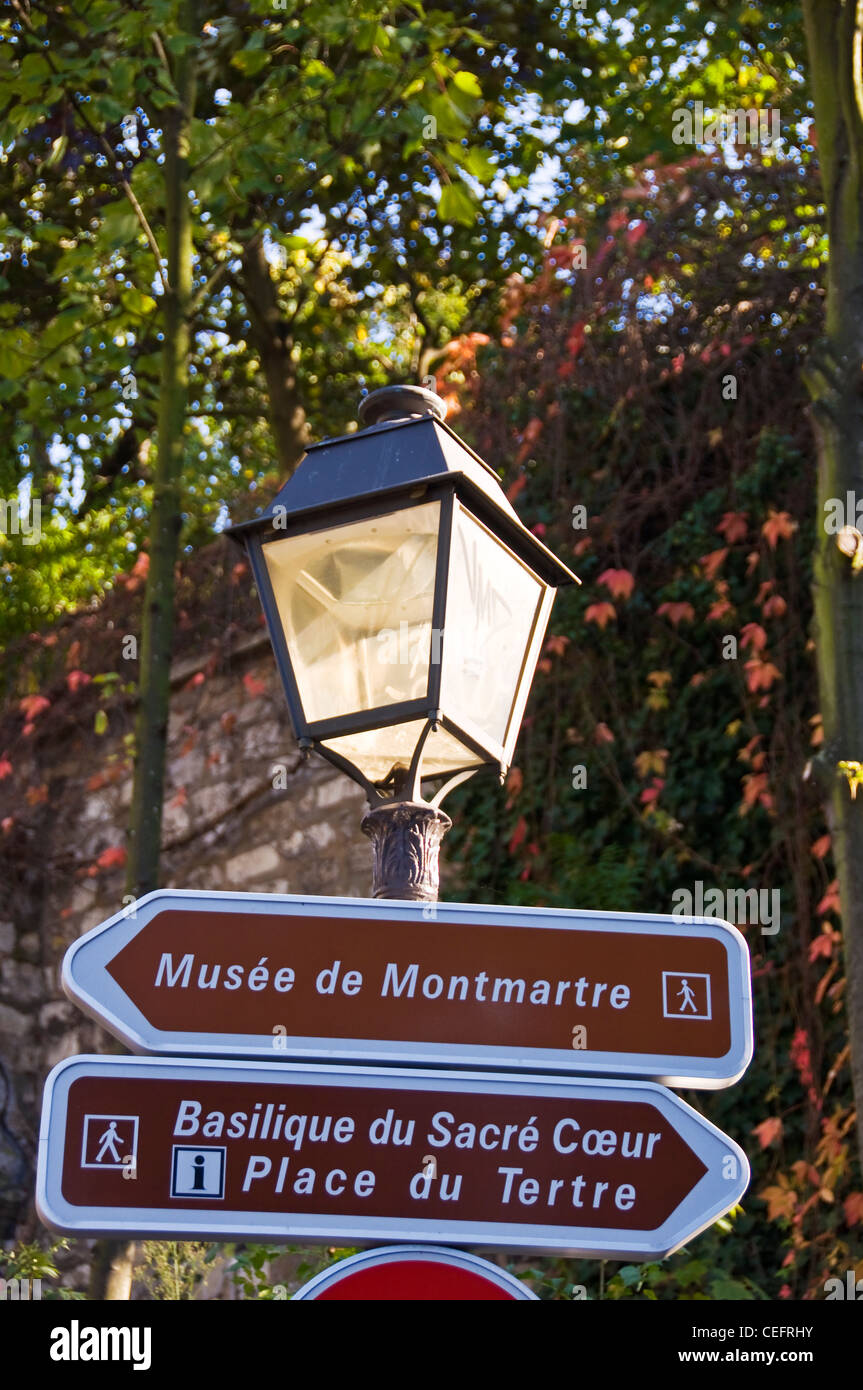 Montmartre museum sign paris hi-res stock photography and images - Alamy