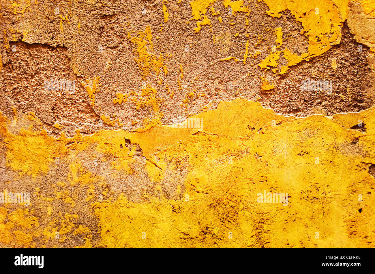 Old yellow wall texture in a street of Syracusa, Sicilia (Italia Stock ...
