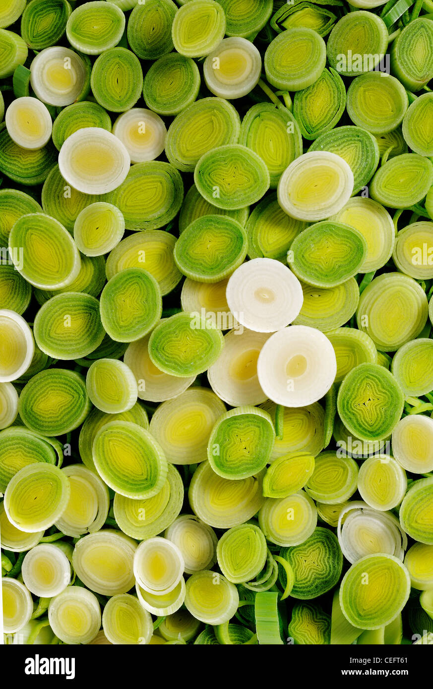 Leeks sliced hi-res stock photography and images - Alamy