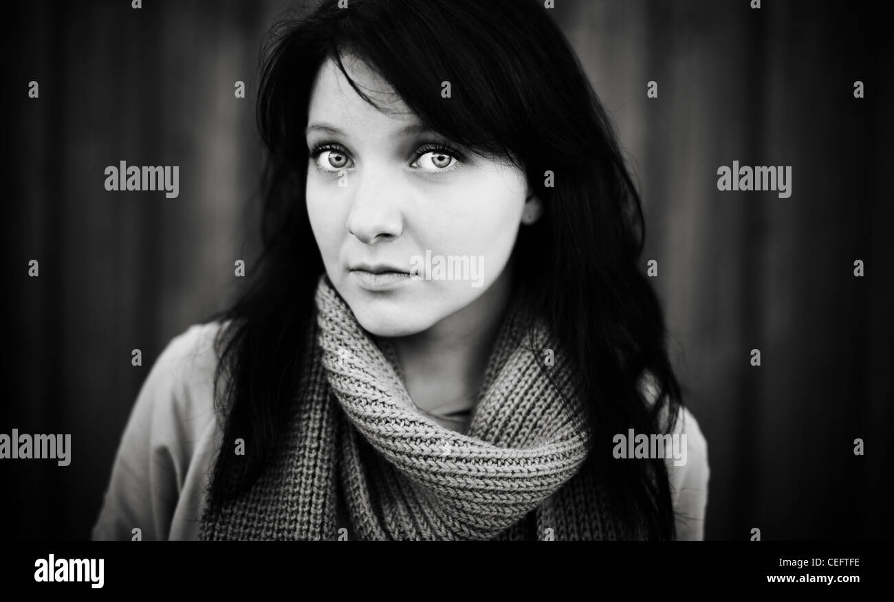 Headshot of brunette woman ,natural soft light Stock Photo - Alamy