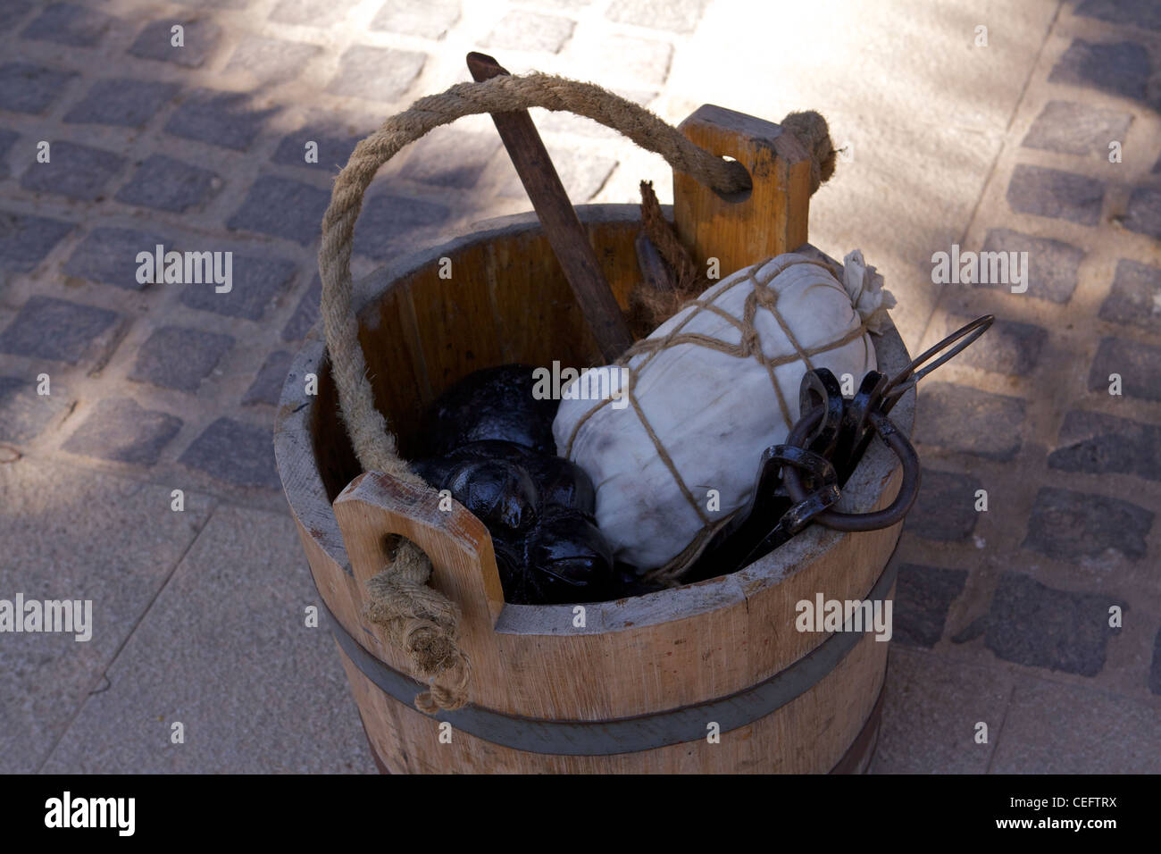 Gun wadding hi-res stock photography and images - Alamy