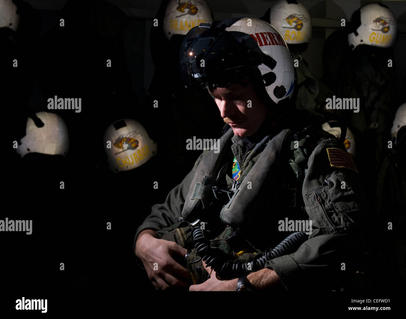 Paraloft hi-res stock photography and images - Alamy