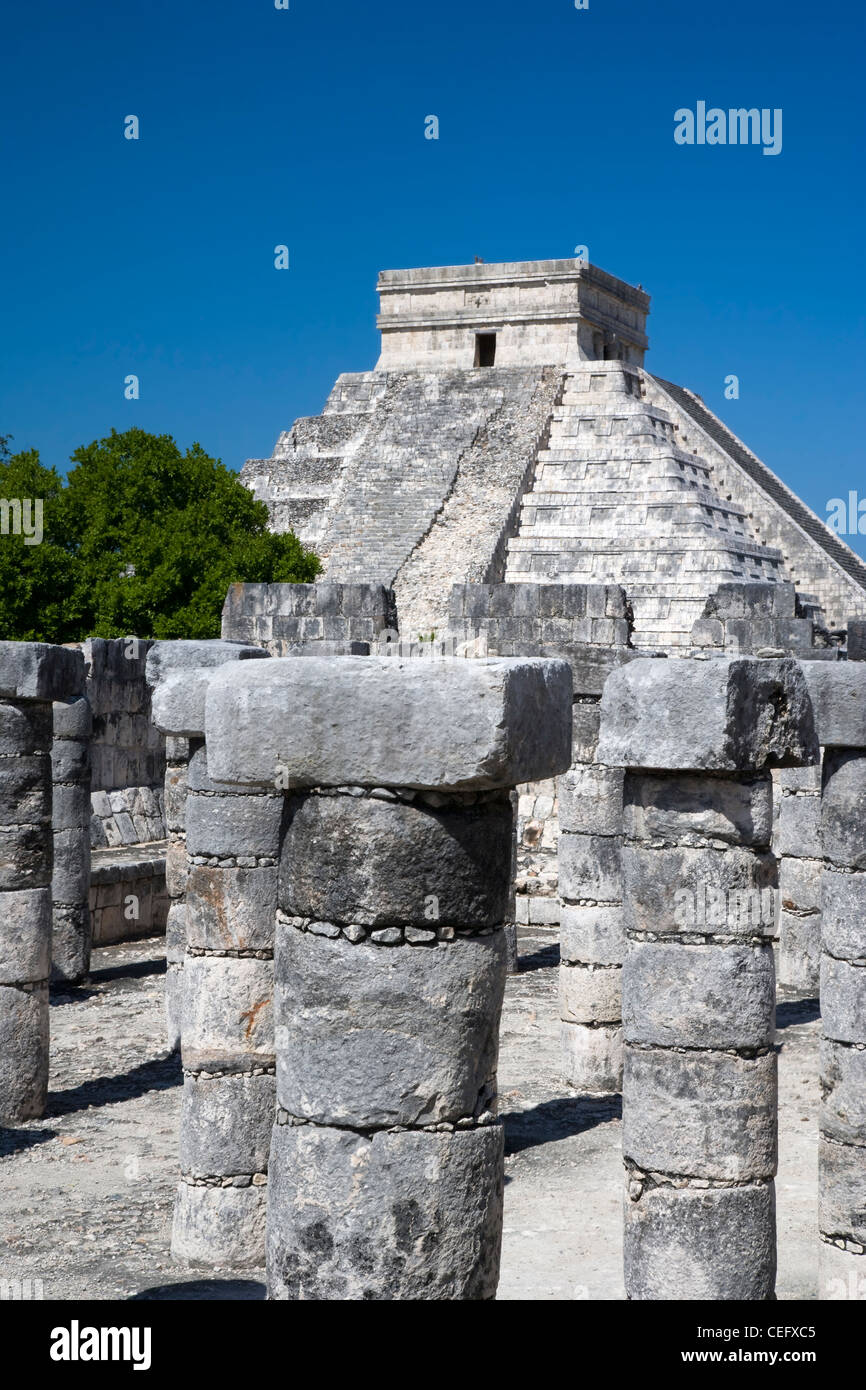 The pyramid of kukulkan hi-res stock photography and images - Alamy