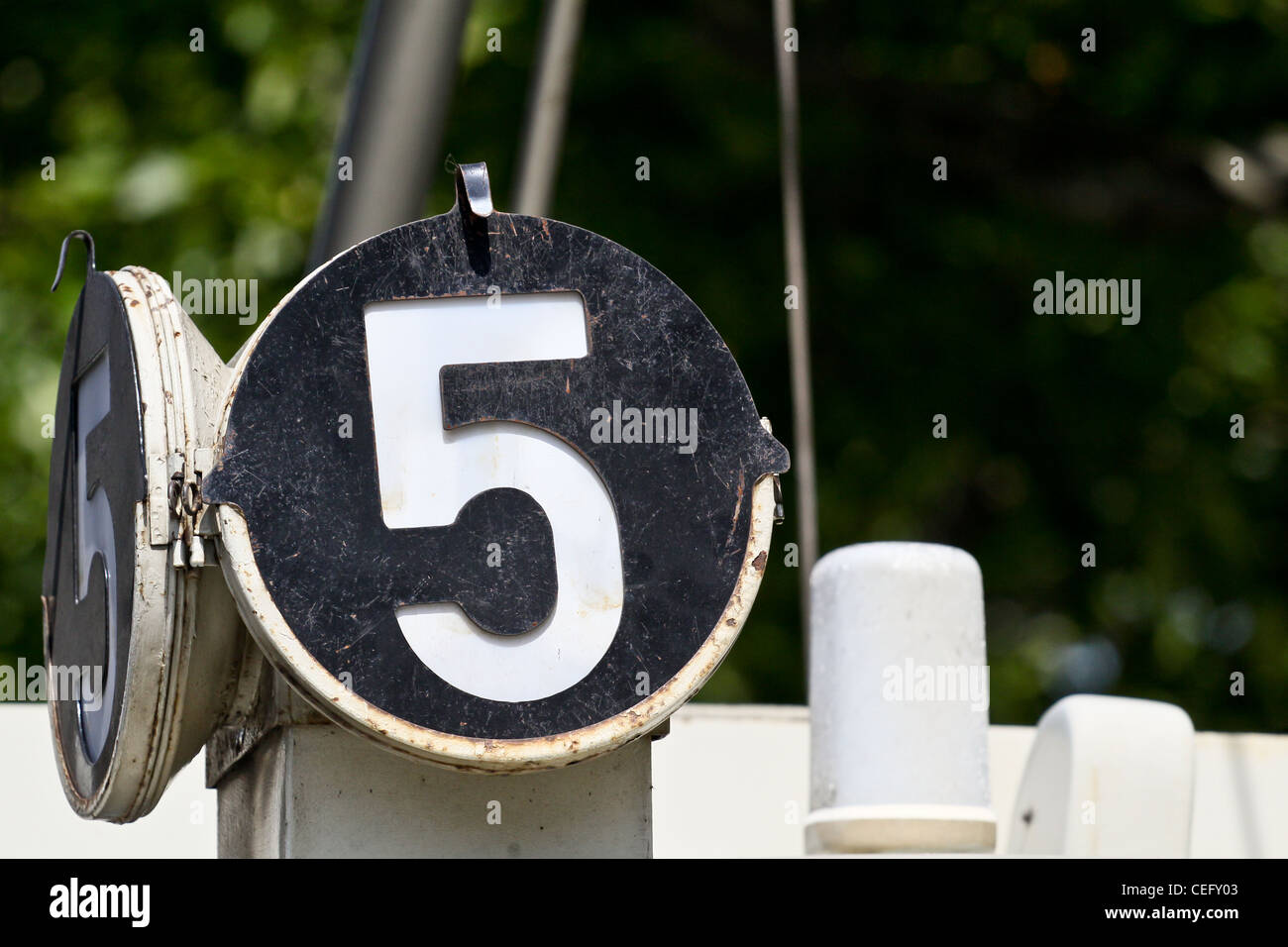 A sign of Vienna's famous tramway, number five Stock Photo - Alamy