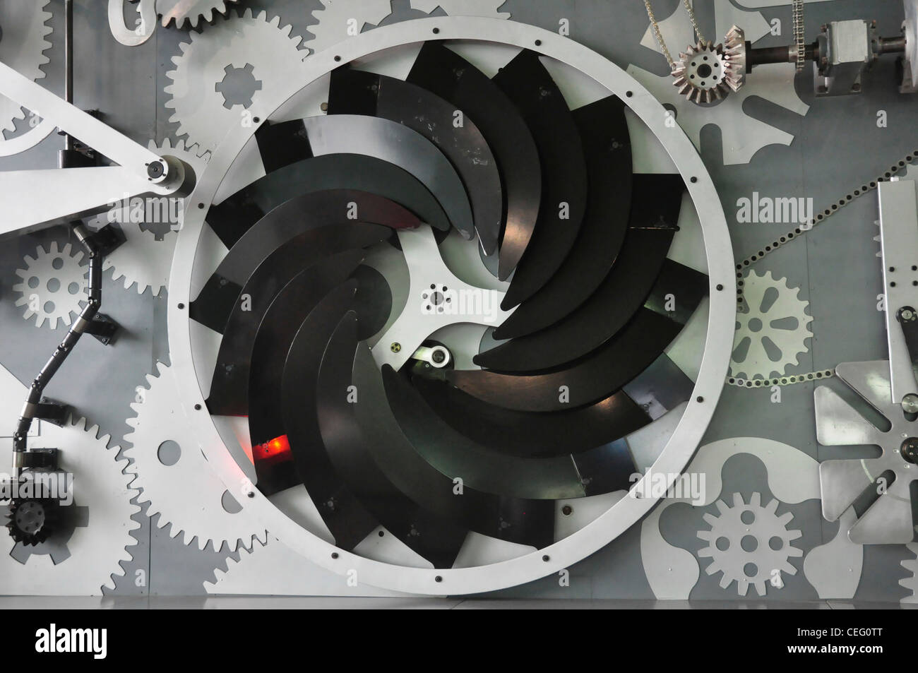 Mechanical components hi-res stock photography and images - Alamy