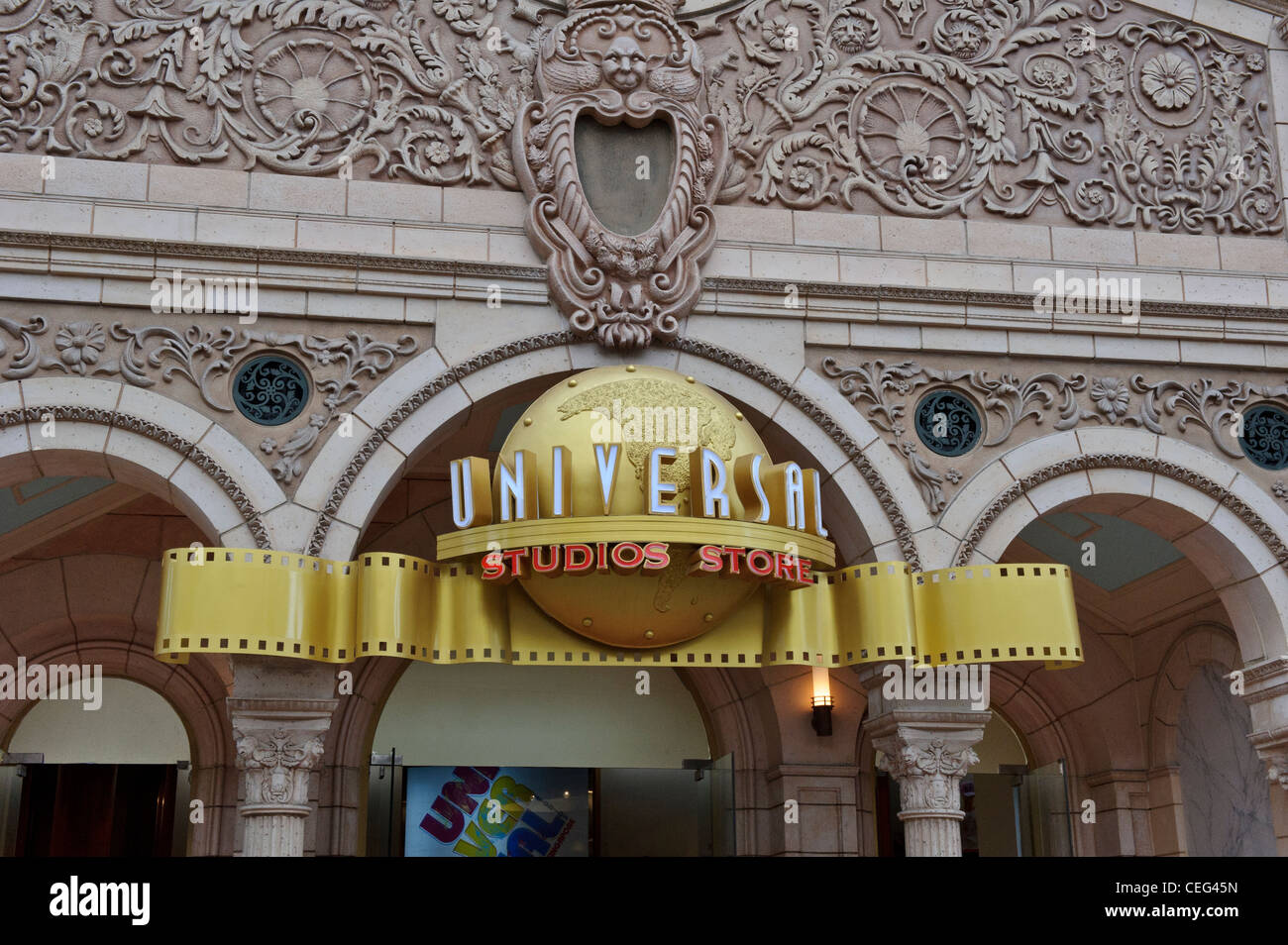 Universal Studios Sign Singapore High Resolution Stock Photography and ...