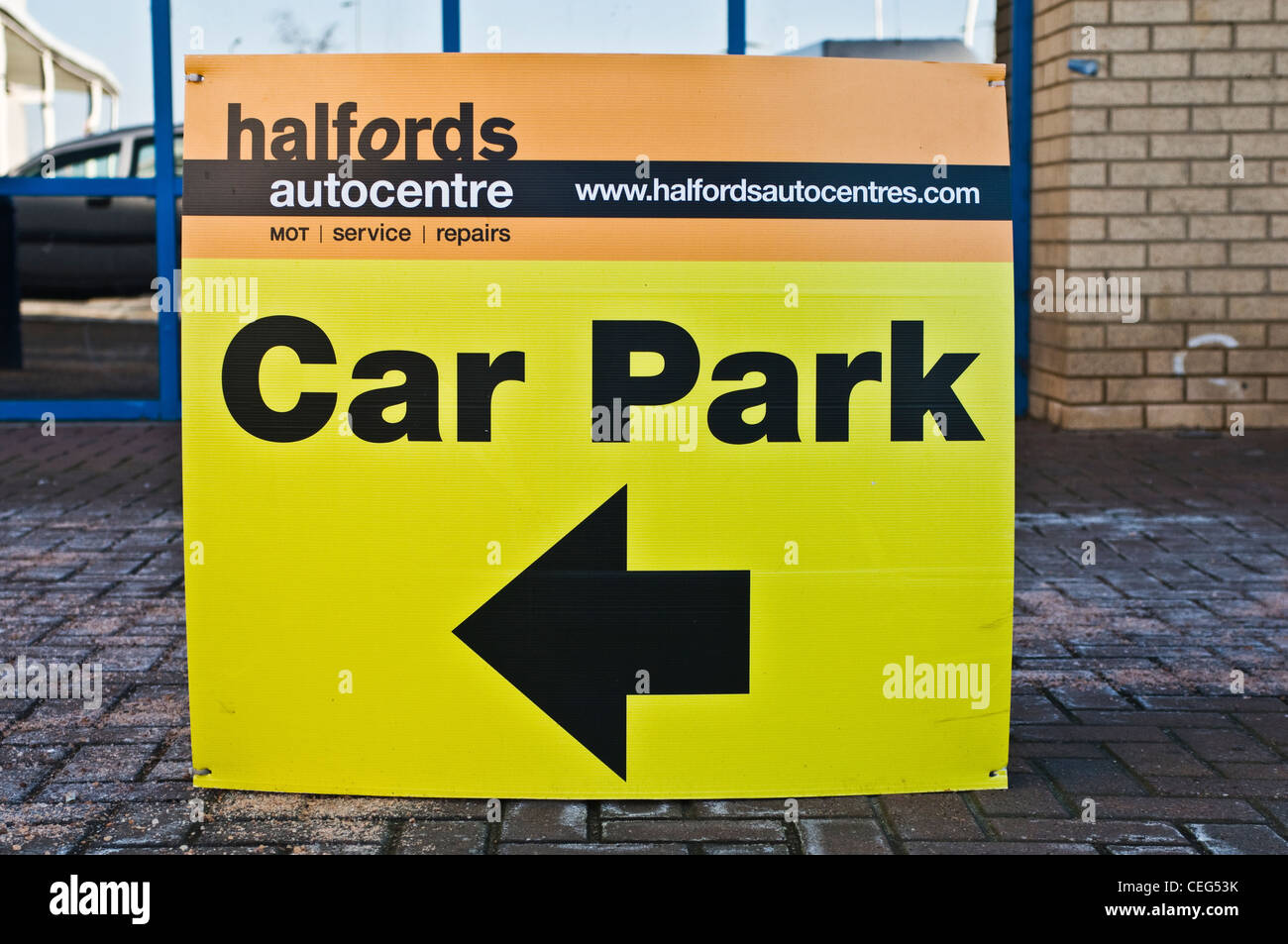 Halfords And Car High Resolution Stock Photography and Images - Alamy