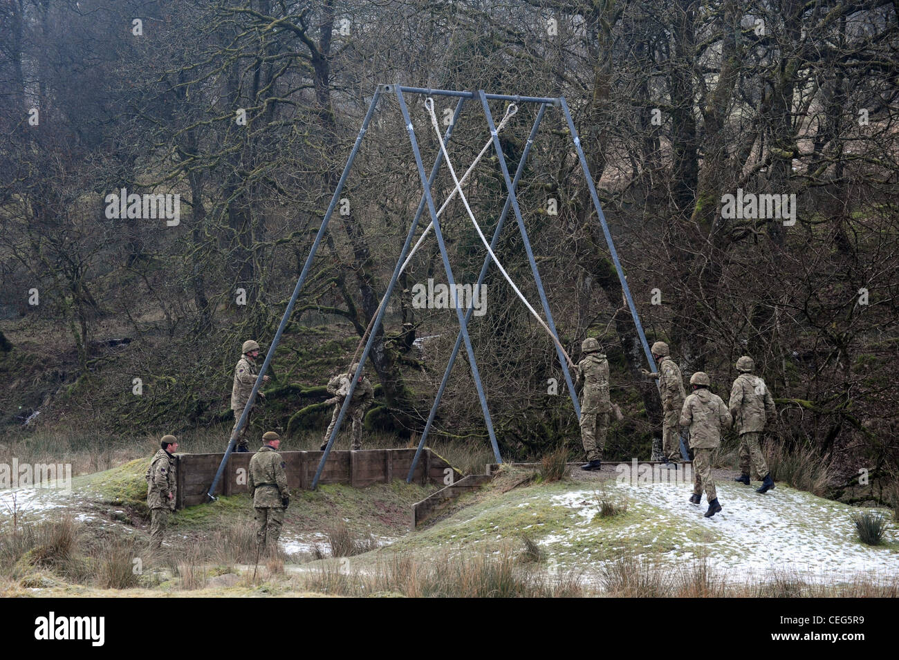 Assault course hi-res stock photography and images - Alamy