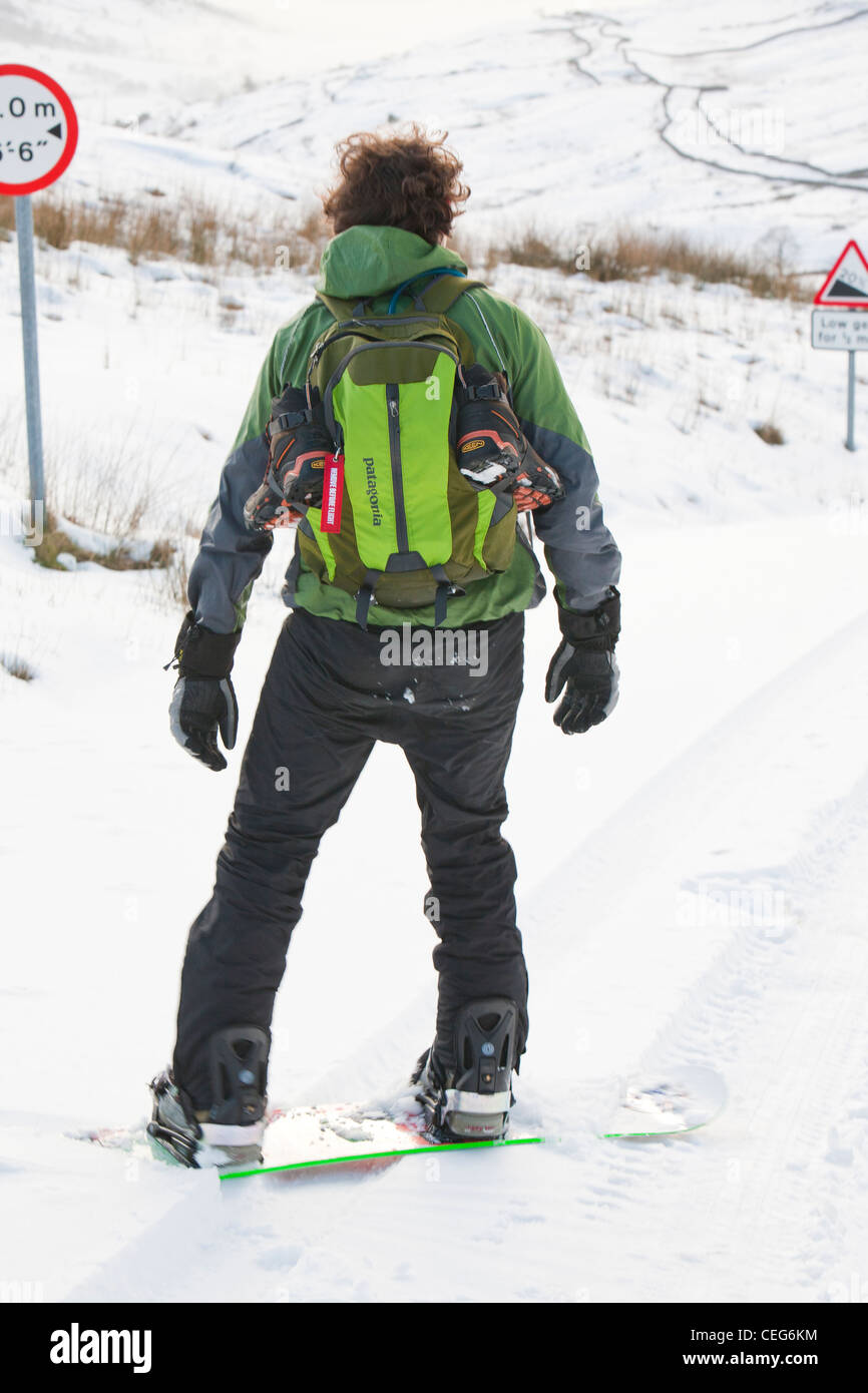 Snow boarding hi-res stock photography and images - Alamy