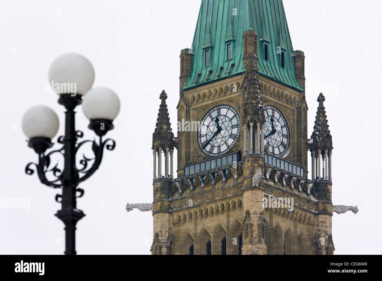 Canada parliament clock tower hi-res stock photography and images - Alamy