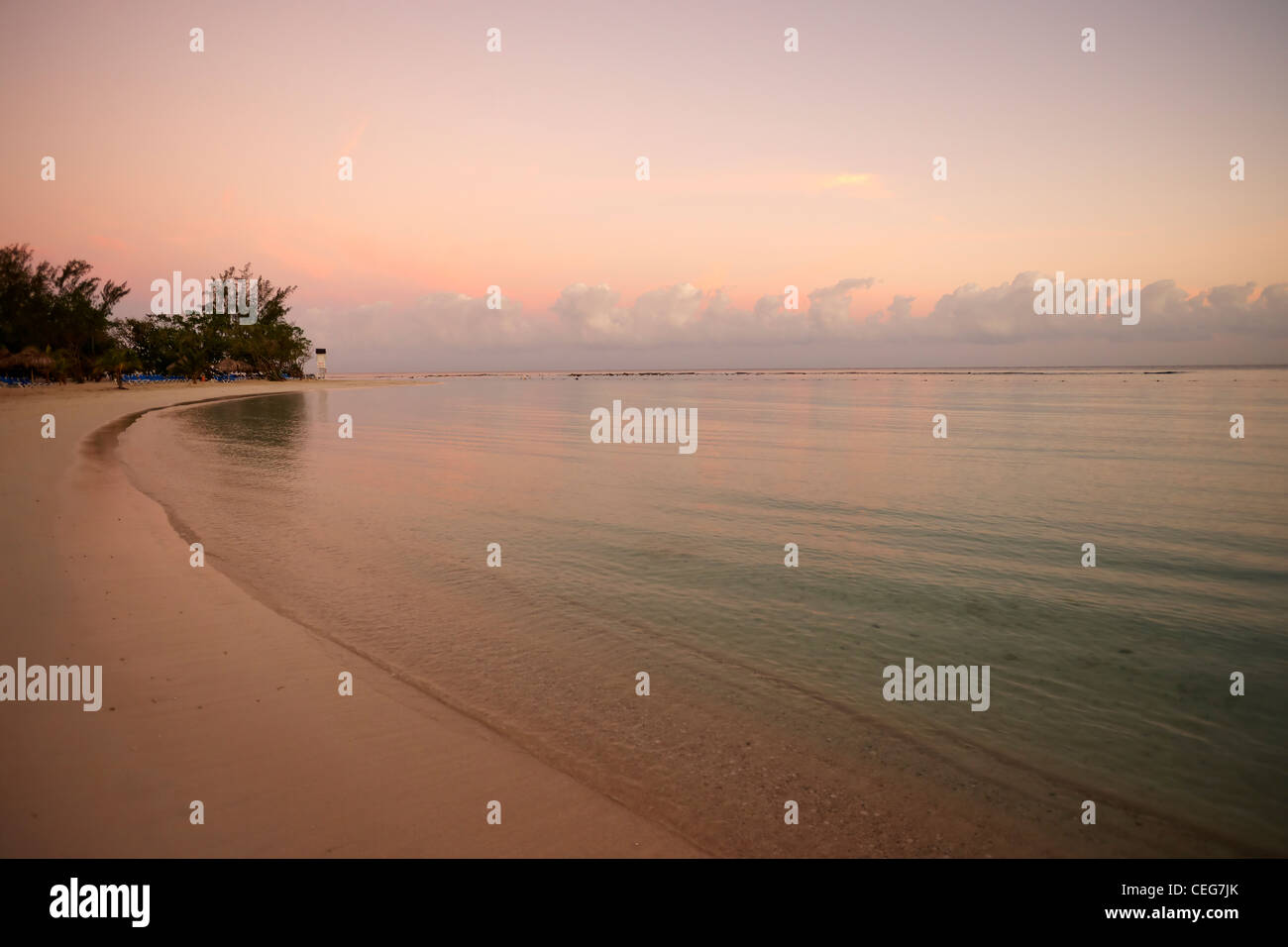 Jamaican beach hi-res stock photography and images - Alamy