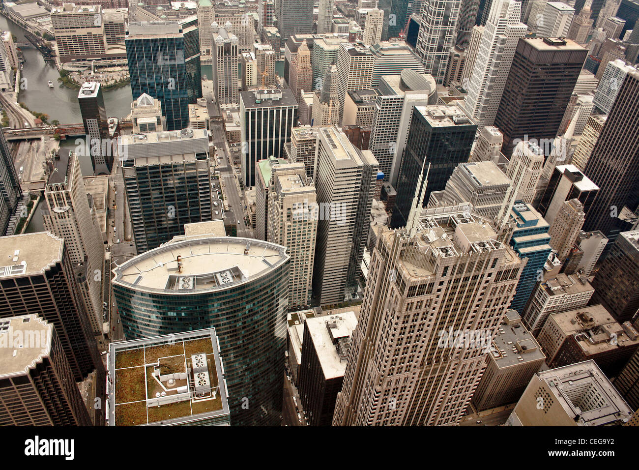 Aerial view of the city of Chicago showing the densely packed buildings ...