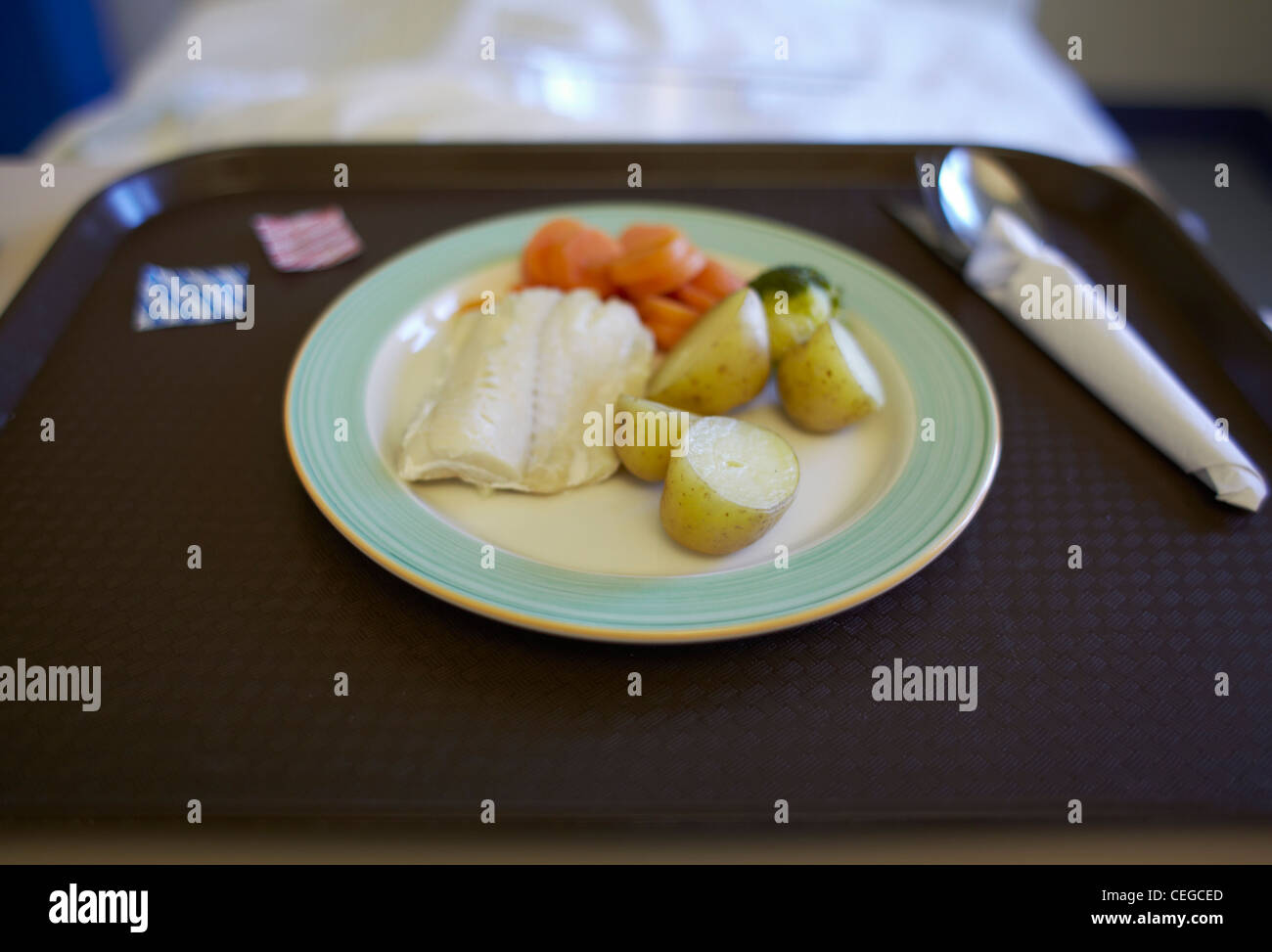 Nhs food tray hi-res stock photography and images - Alamy