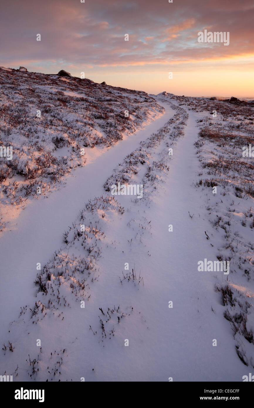 A crisp winter sunrise over Nidderdale as seen from High Crag Ridge ...