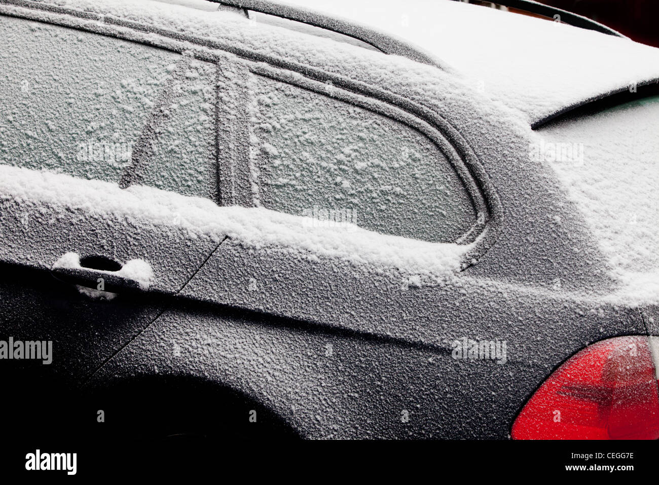 Ice on the windows hi-res stock photography and images - Alamy