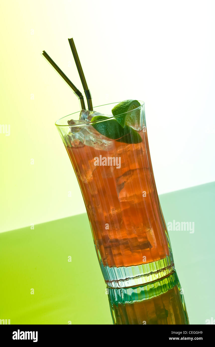 Big cocktail drink hi-res stock photography and images - Alamy