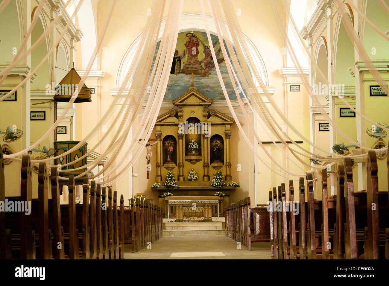 Parroquia (Parish) Virgen del Rosario, interior view, Luque, Paraguay ...