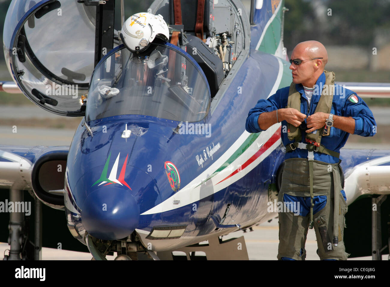 Aeronautica militare italiana hi-res stock photography and images - Alamy