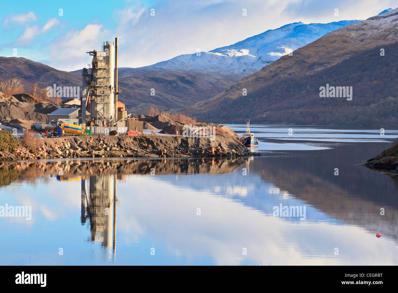 Bonawe quarry hi-res stock photography and images - Alamy