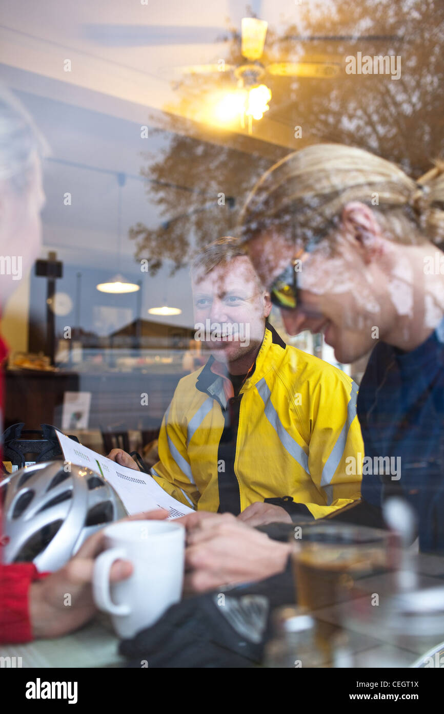 Cyclists coffee shop hi-res stock photography and images - Alamy
