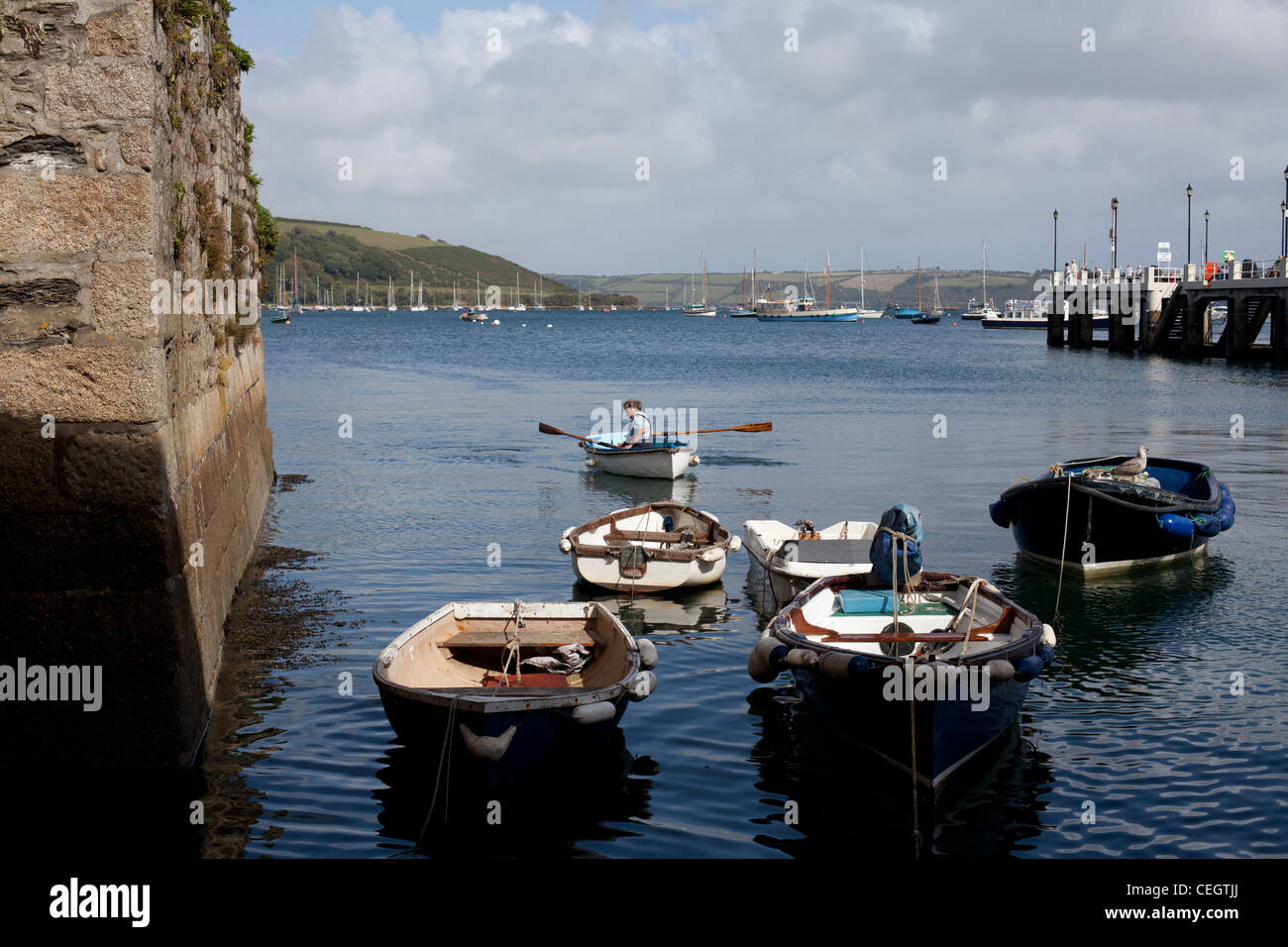 Mooring rowing boat hi-res stock photography and images - Alamy