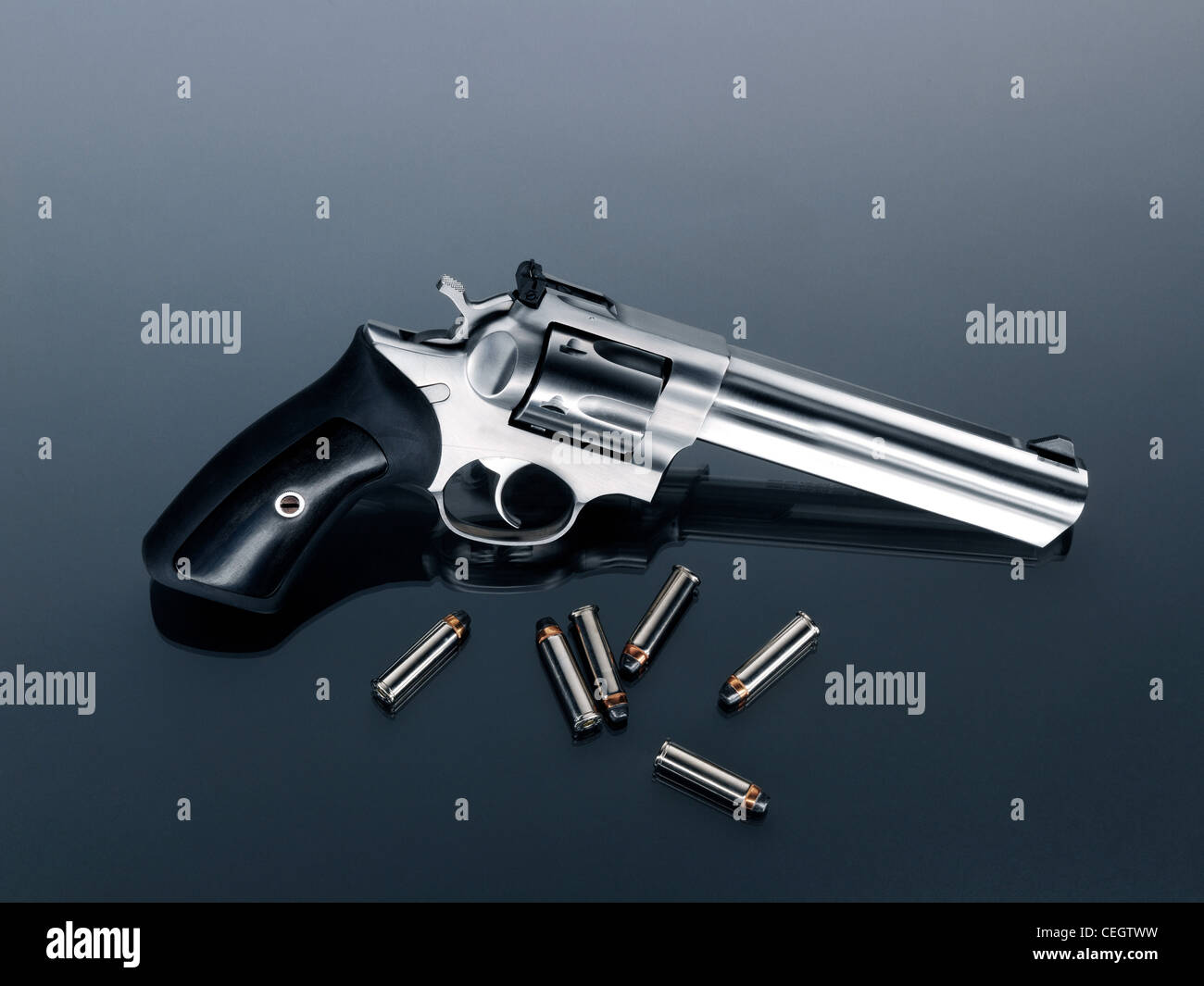 Point revolver hi-res stock photography and images - Alamy