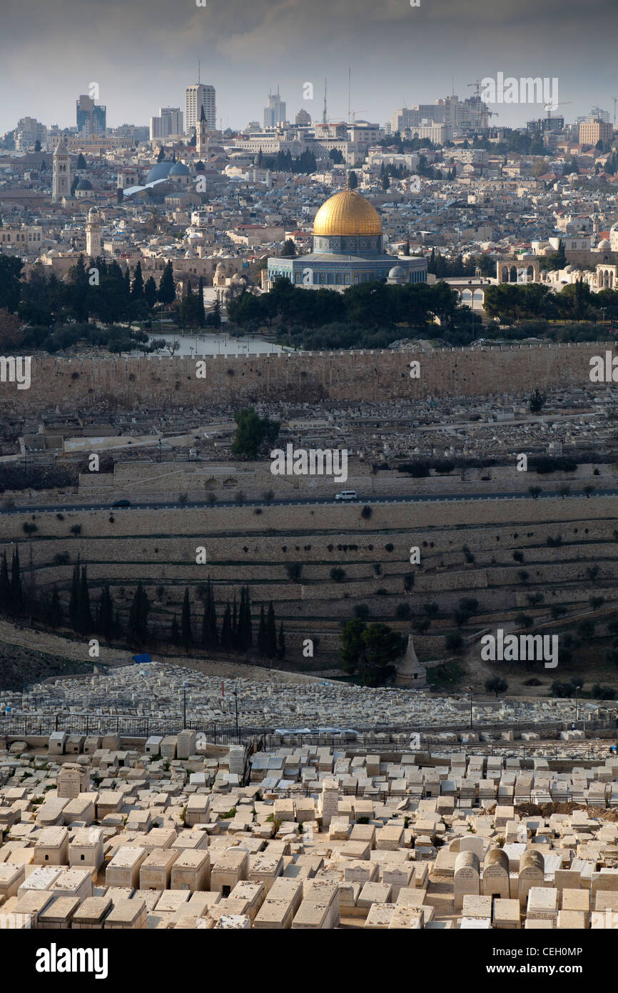 A view over the Old City of Jerusalem from the Mount of Olives Stock ...