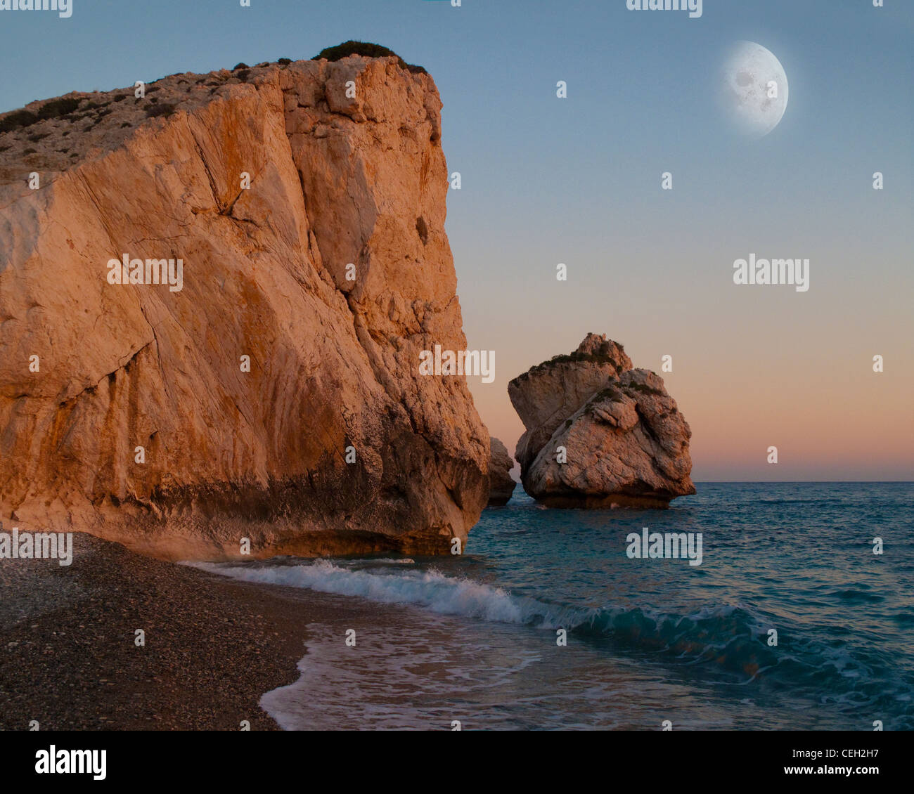 CY - PAPHOS: Rock of Romiou the Birthplace of Aphrodite (Petra tou ...