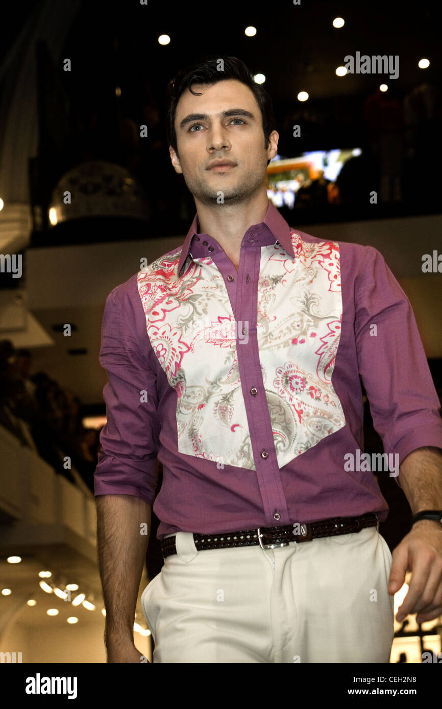 Catwalk preview of designer Edwing D'Angelo's mens 2012 Spring ...