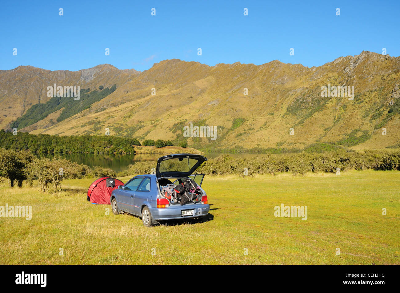 Remote island camp hi-res stock photography and images - Alamy
