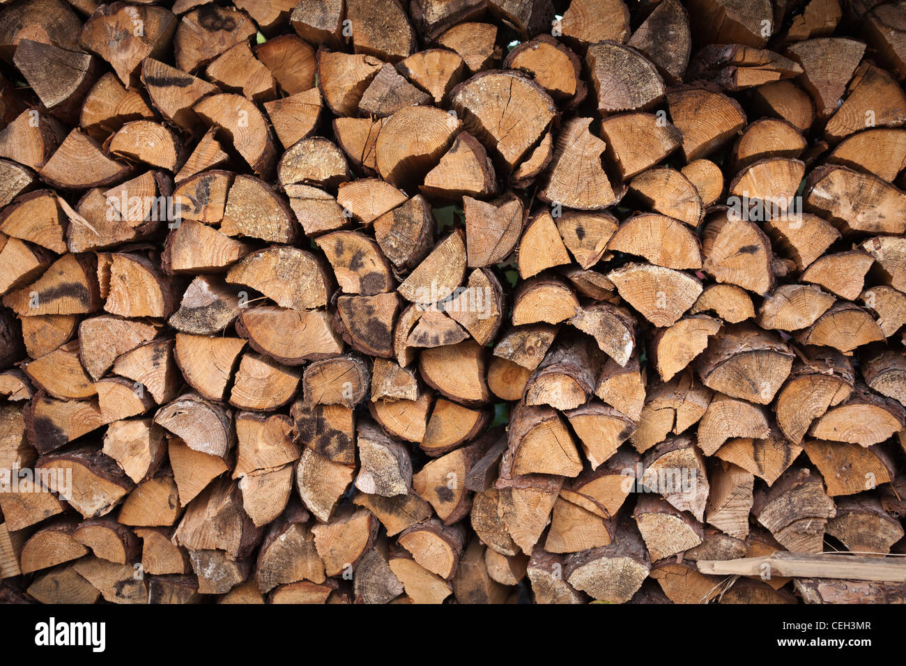 Stock firewood hi-res stock photography and images - Alamy