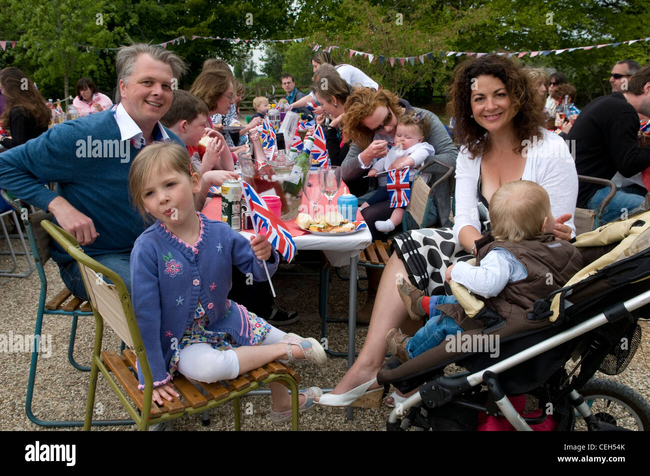 People celebrating at a traditional English Street Party Stock Photo ...