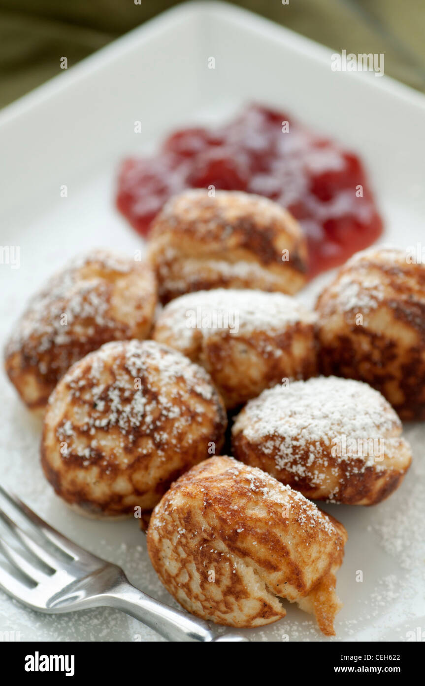 Danish pastry jam hi-res stock photography and images - Alamy